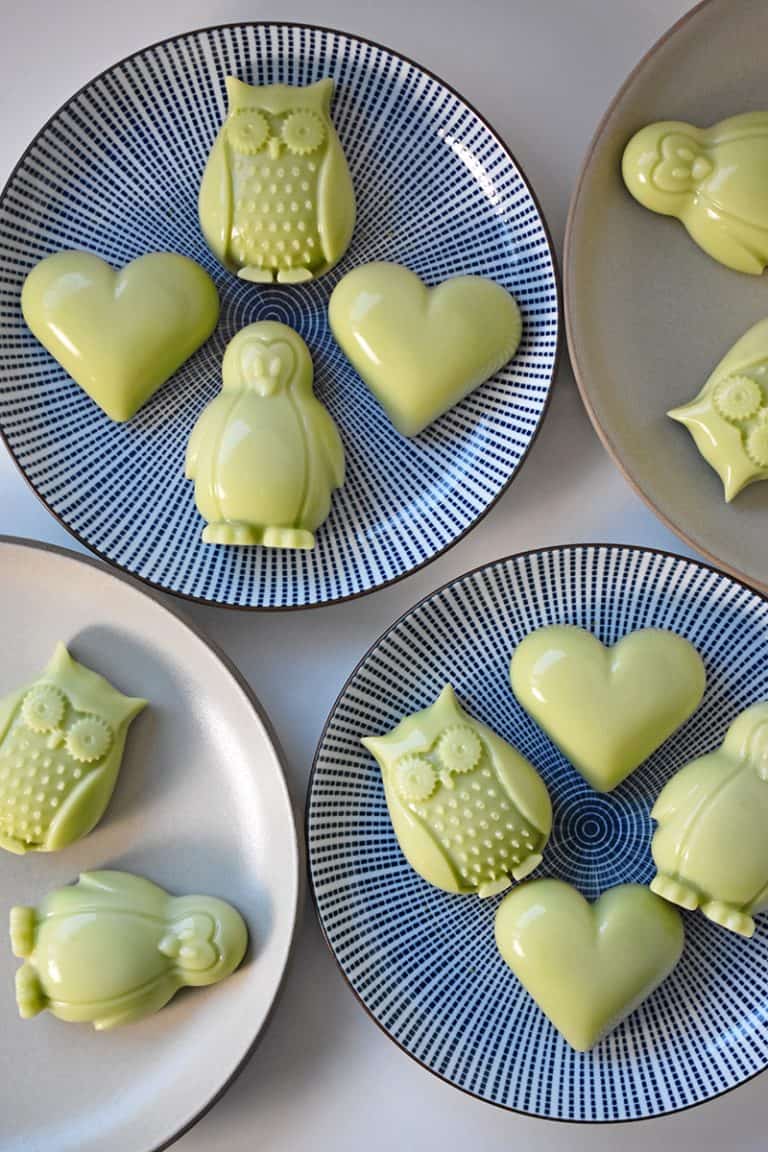 Matcha Coconut Gummies (Paleo) - Nom Nom Paleo®